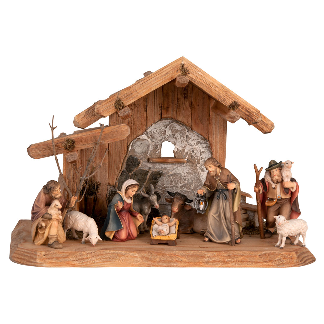 Traditional Nativity set with stable and 9 figurines | Nativity scene ...